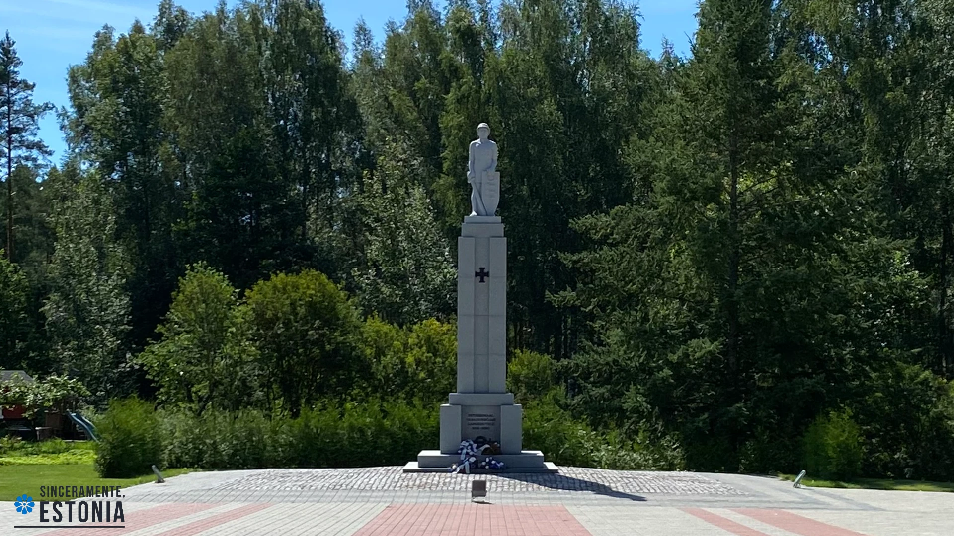 Monumento a la Libertad de Petseri en Värska, explicado